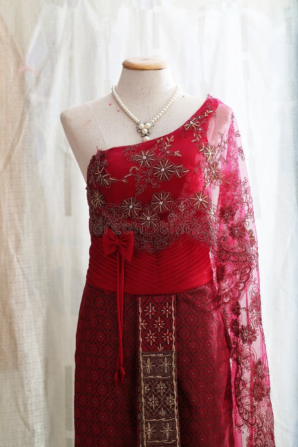Red Thai dress,Wedding stock photo. Image of beautiful - 170778852