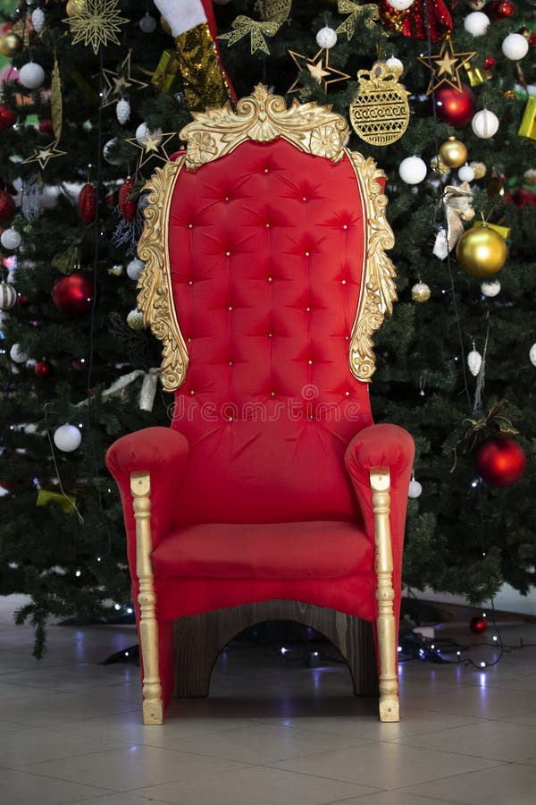 Tree is the Throne of the Forest King. Stock Photo - Image of throne ...