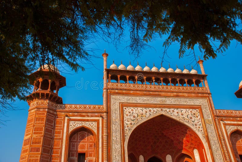 Red Tower of Taj Mahal Complex in Agra, India Stock Photo - Image of ...