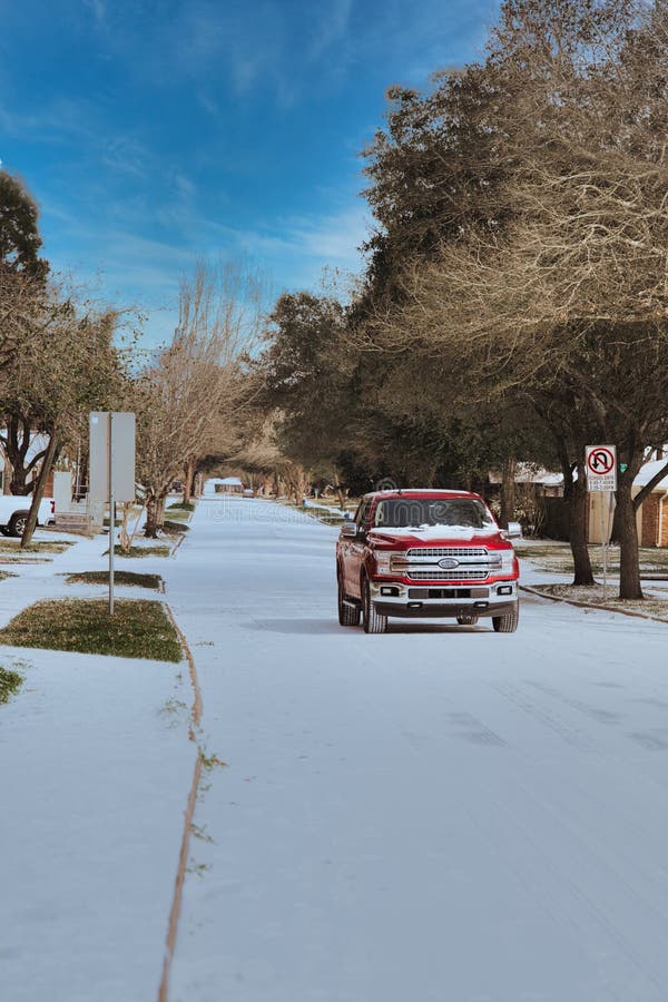 Truck driving through snow editorial photo. Image of snow - 262184936