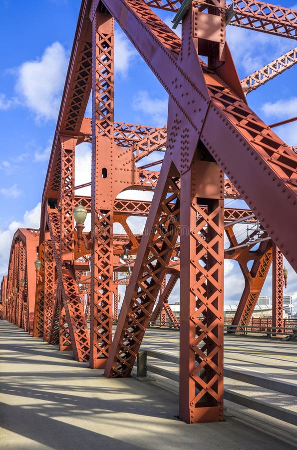 Red Trusses Constructing a Broadway Drawbridge Over the Willamette ...
