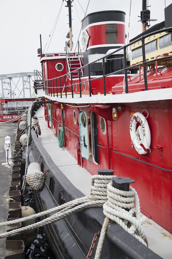 Red Tug Boat Stock Photos - Download 1,637 Royalty Free Photos