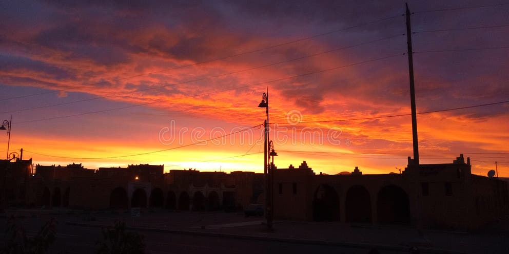 Red Twilight Sky Amazing Sun Stock Photo - Image of twilight, amazing ...