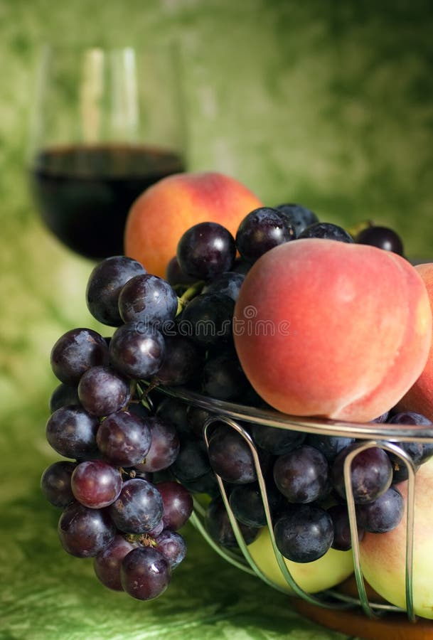 Red vine with red grapes stock photo. Image of vine, table - 13301600