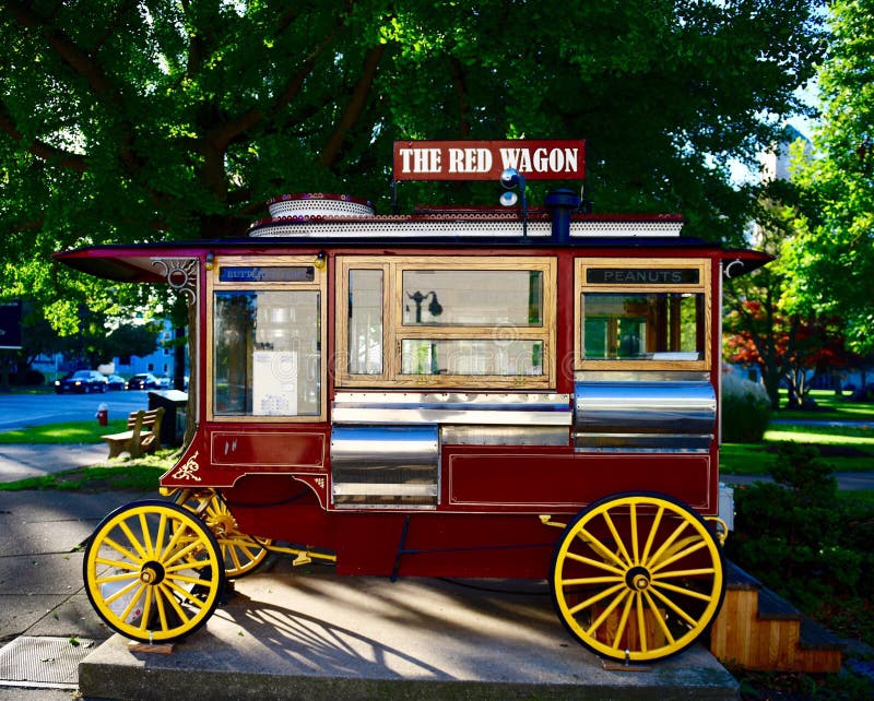 The Red Wagon editorial stock image. Image of ohio, erie - 129694674