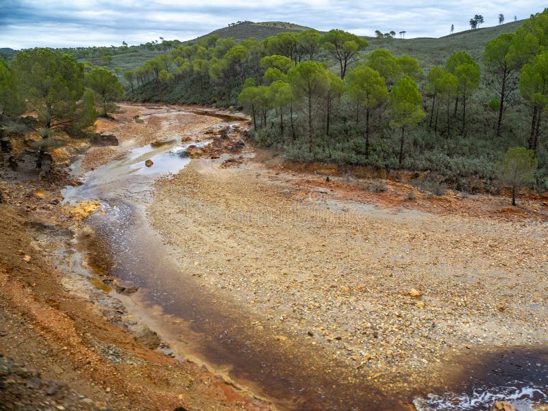 Red Water in Rio Tinto, Huelva, Spain Stock Photo - Image of forest ...