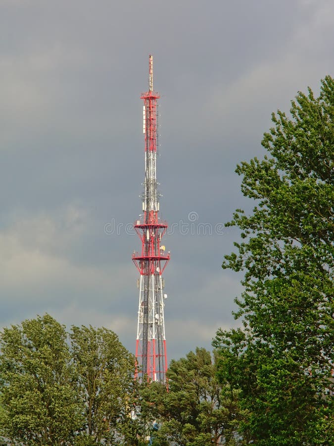 Red and White Communication Antenna Stock Image - Image of architecture ...