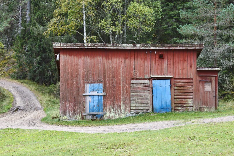 Red wooden shed stock image. Image of country, lane, roads - 18063631