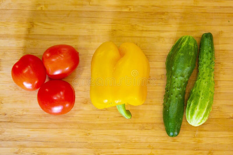 Red-yellow-green Traffic Light from Vegetables Stock Image - Image of ...