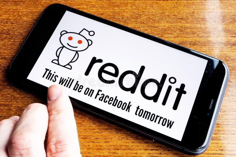 Reddit Logo on IPhone 11 Screen Editorial Photo - Image of reddit ...