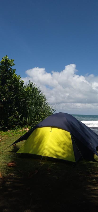 Rede De Campismo Na Praia De Java Imagem de Stock - Imagem de java ...