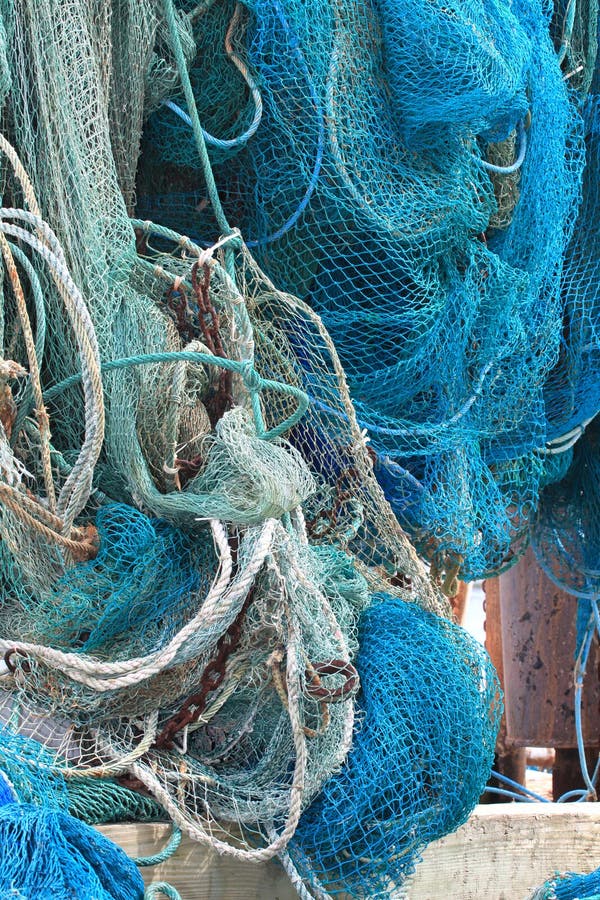 Rede De Pesca Comercial Que Pendura Para Fora Para Secar Foto de Stock ...