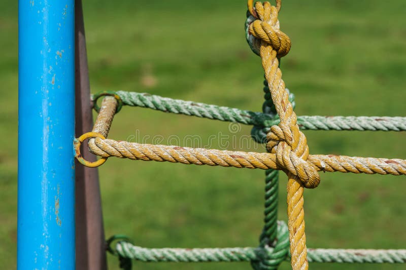 Redes De Escalada Da Corda, Foto de Stock - Imagem de redes, branco ...