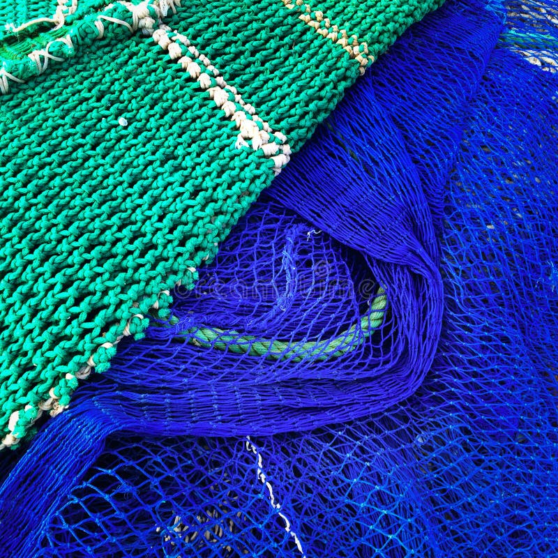 Redes De Pesca Verdes Y Azules Foto de archivo - Imagen de fishnet ...