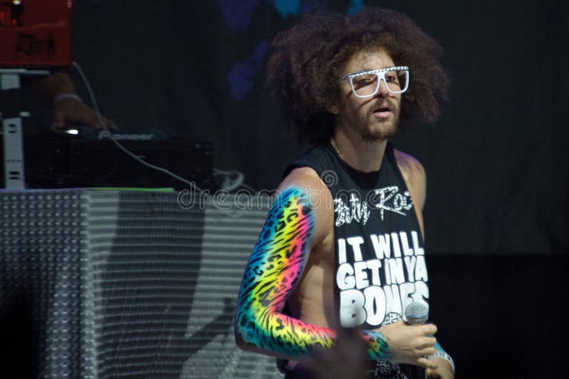 RedFoo editorial photo. Image of balance, laughing, concert - 25174061