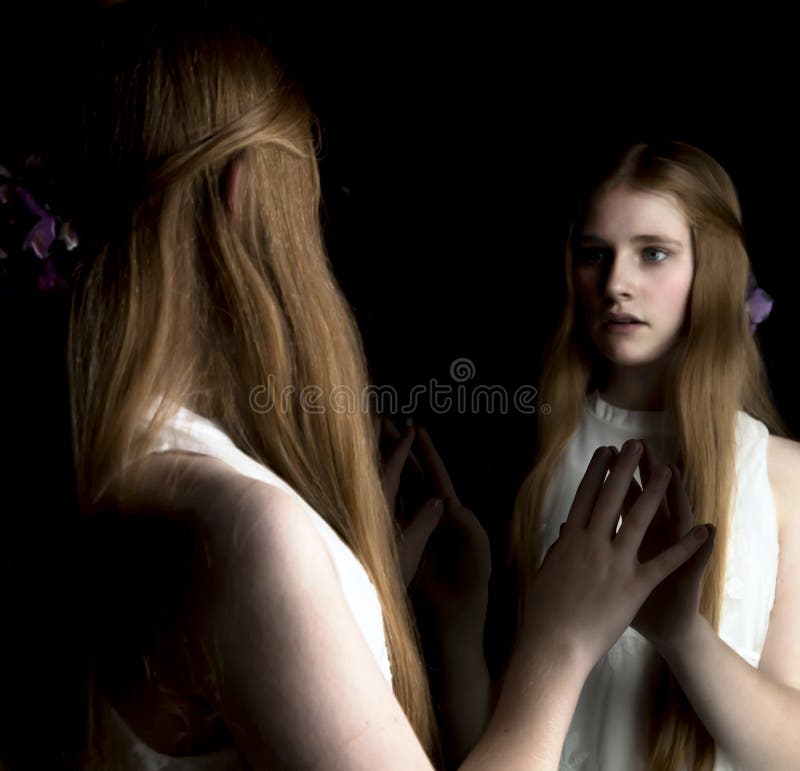 Redhead Tween Looking In Mirror Stock Image Image Of Night Model