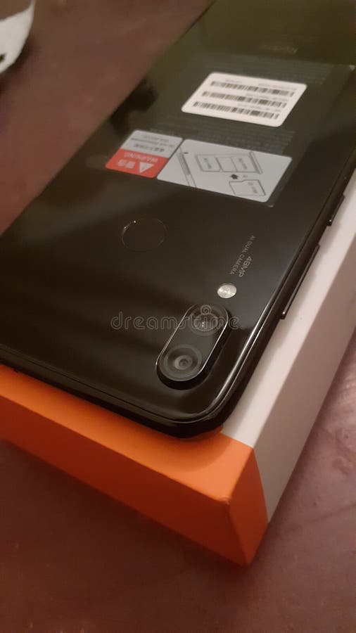 Redmi Note 7 48 Mega Pixel Black Editorial Photography - Image of pixel ...