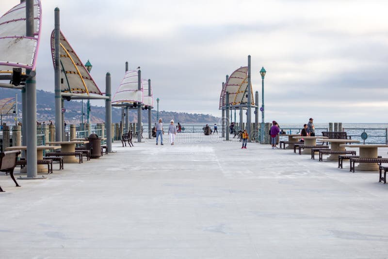 Redondo Pier editorial photography. Image of market - 178012177