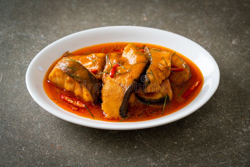 Redtail Catfish Fish in Dried Red Curry Sauce that Called Choo Chee ...