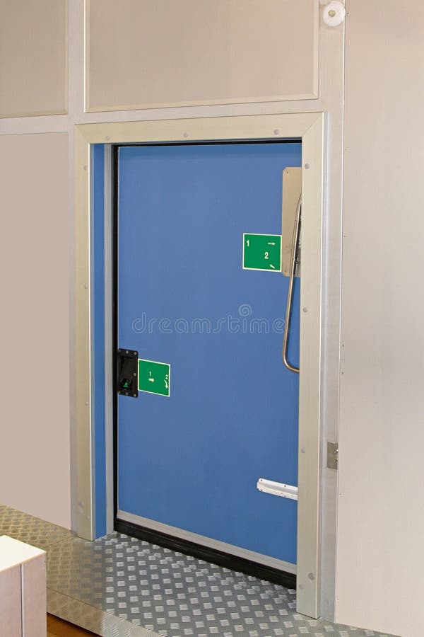 Reefer Door stock photo. Image of door, storage, entrance - 180106762