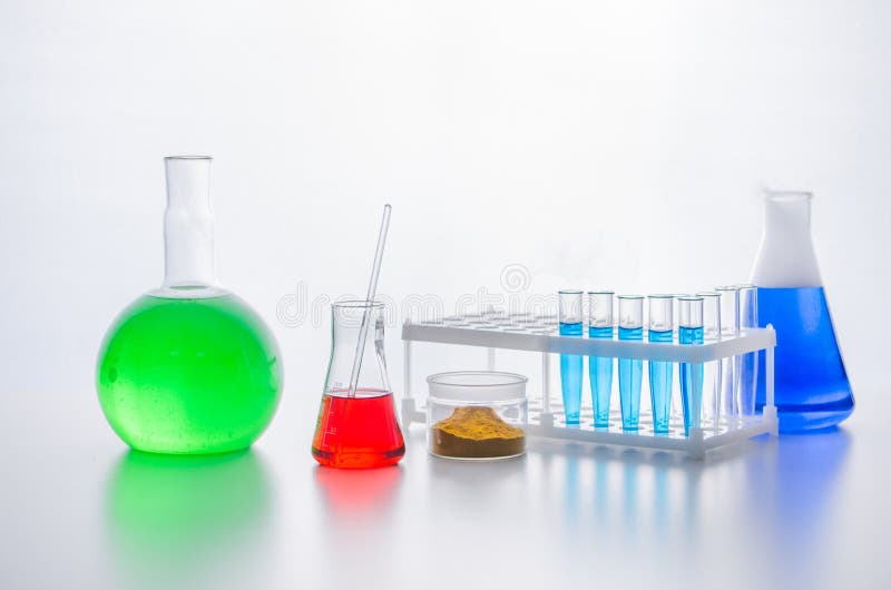 Chemische Analyse In Het Laboratorium Stock Afbeelding - Afbeelding ...