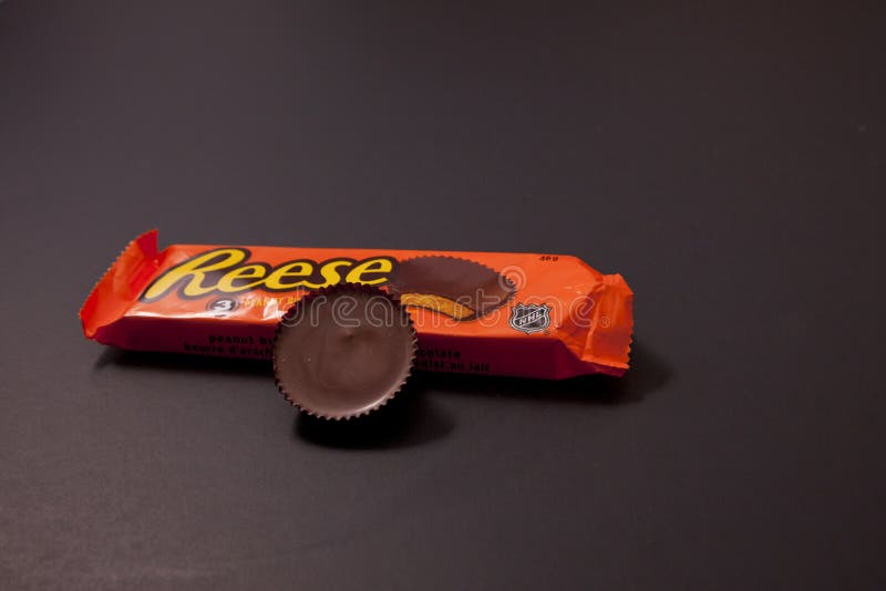 Reese`s Peanut Butter Cups editorial stock image. Image of pack - 149580679