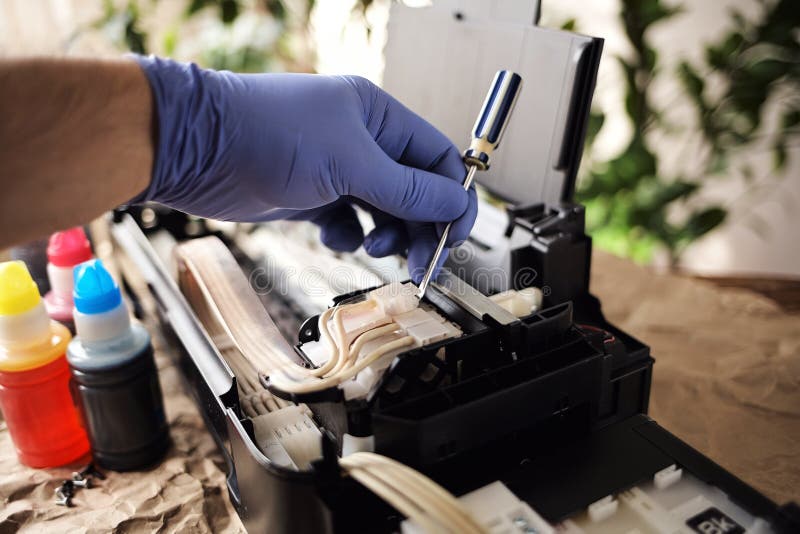 Refilling an Inkjet Cartridge Stock Image - Image of cost, printing: 221881