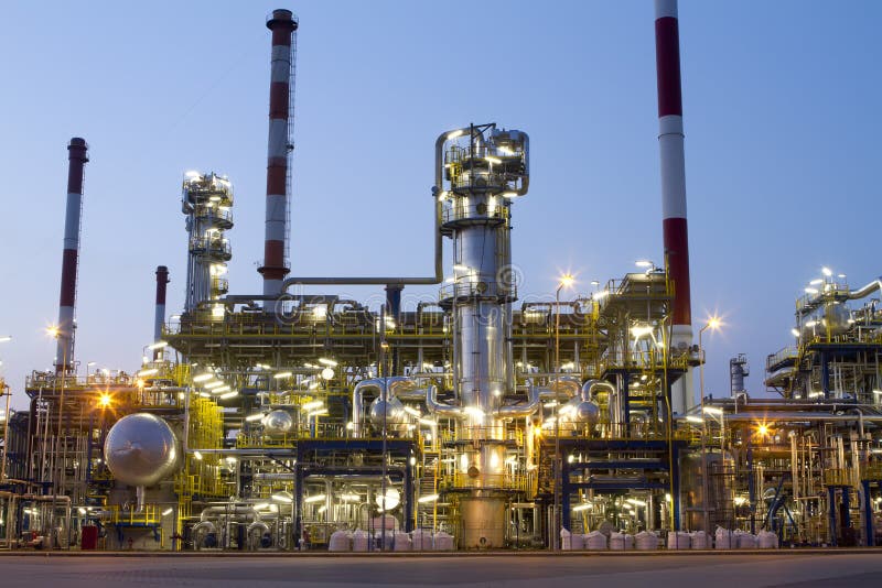 Modern Oil Refinery Factory Stock Photo - Image of plan, power: 19593622