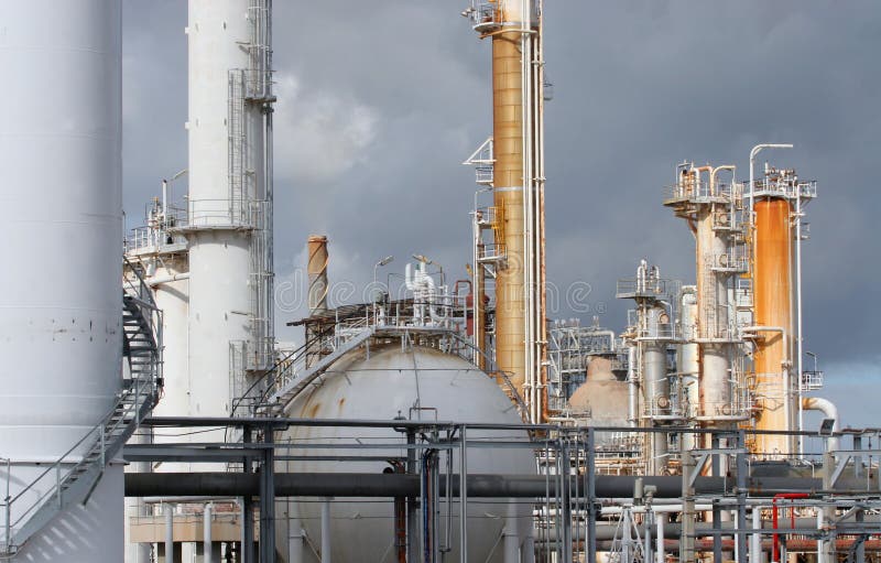 Oil Refinery Industry Plant Stock Image - Image of plant, manufacturing ...