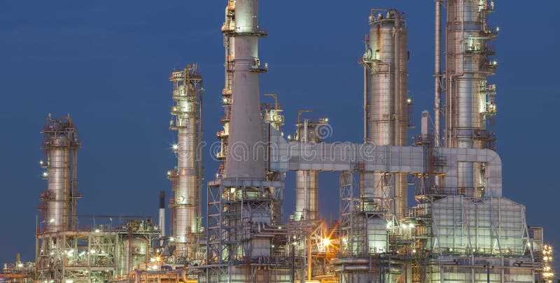 Refinery Plant Exterior Structure Against Dusky Blue Sky Stock Photo ...