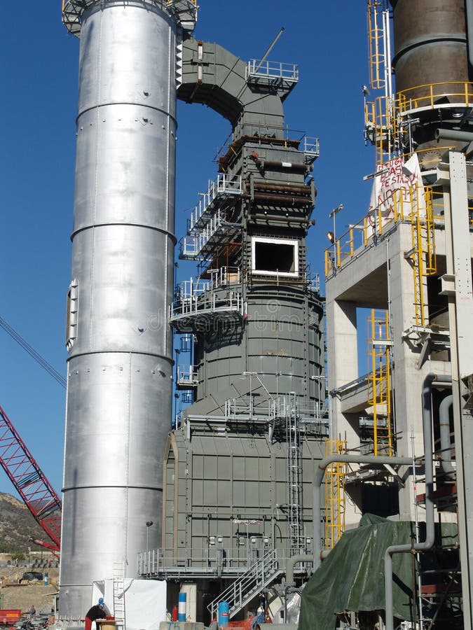 Refinery Under Construction Stock Photo - Image of energy, dioxine ...