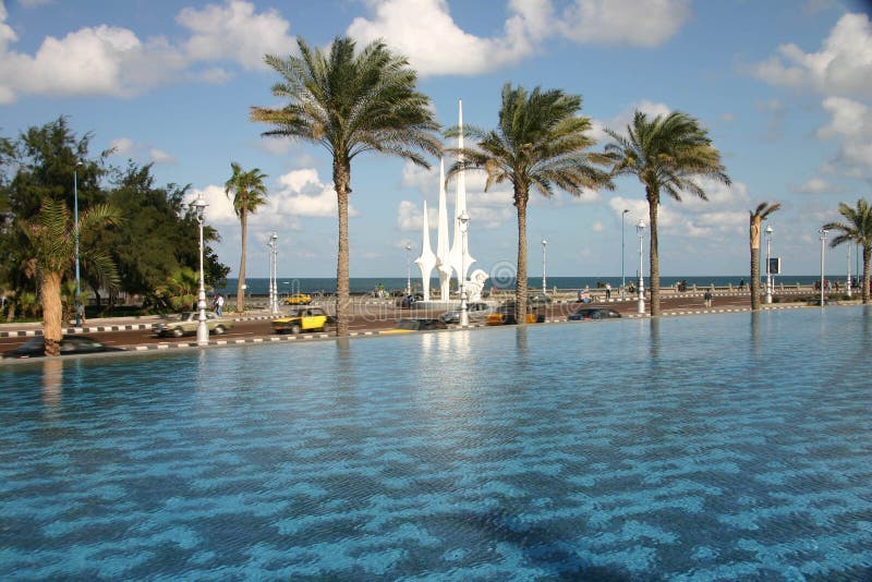 Reflecting Pool stock image. Image of pool, modern, reflecting - 4185995