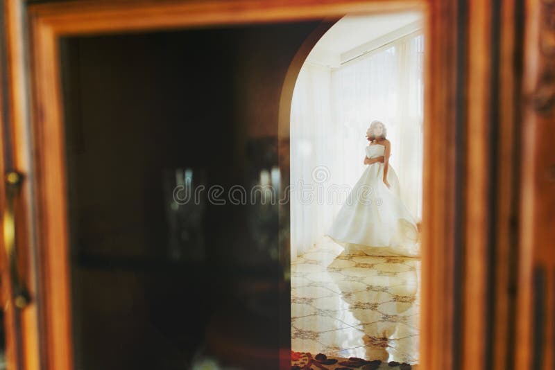 Reflection of the Bride in the Wedding Stock Image - Image of elegant ...