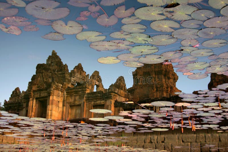 Reflection of castle stock image. Image of palace, ancient - 21979545