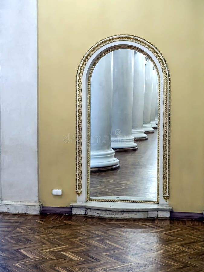 Reflection of Columns in the Mirror in the Foyer of the Opera House ...
