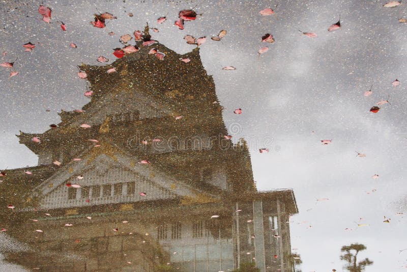 Reflection of the Japanese Castle Stock Image - Image of outdoor ...