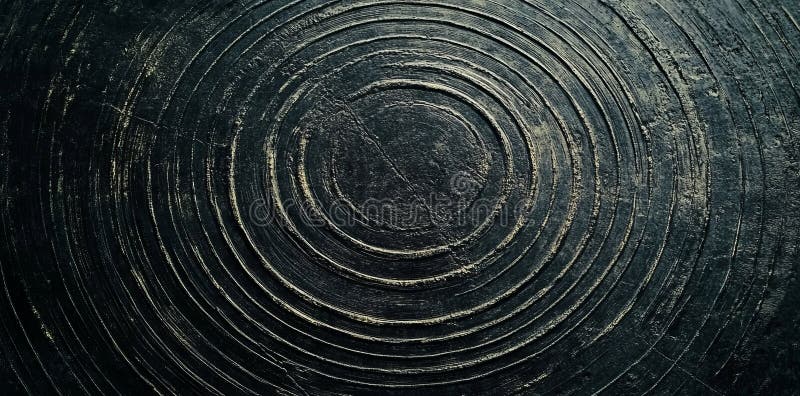 The Reflection of Light Off Concentric Patterns on a Metallic Surface ...