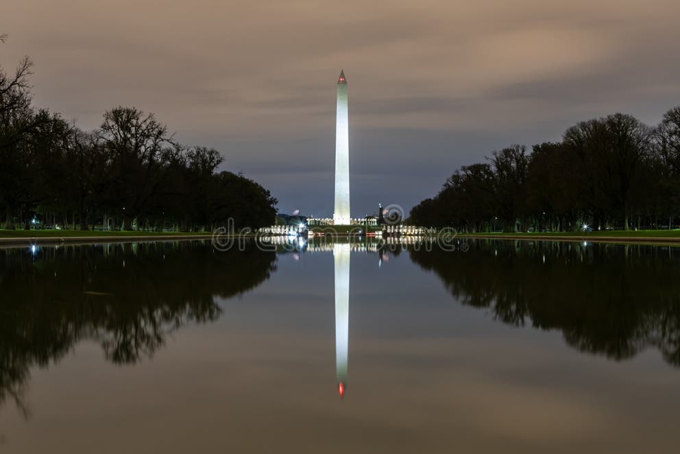 The Reflection Pool at Night Editorial Stock Photo - Image of night ...