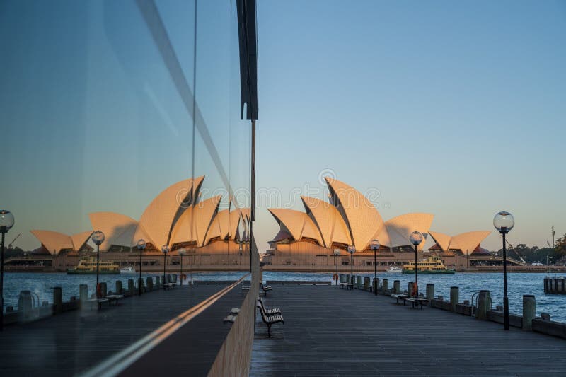Sydney Opera House Reflection at Sunset. Editorial Stock Image ...