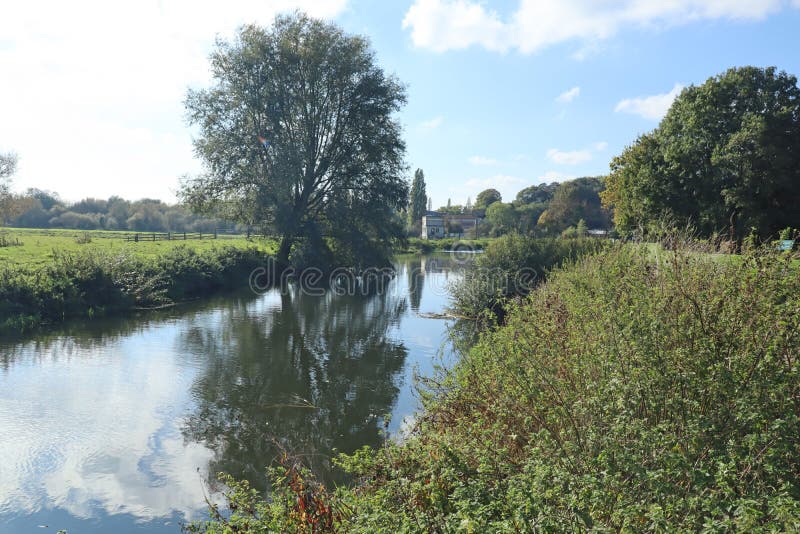 The River Parrett in Langport in Somerset Flows Slowly through the ...