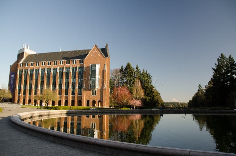 Reflections in Drumheller Fountain Stock Image - Image of rainer, vista ...