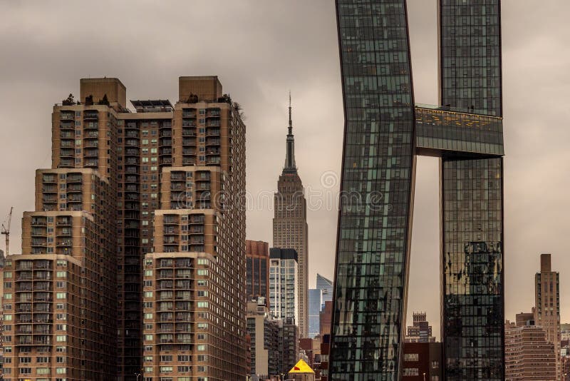 Reflections on the H Building in New York City Editorial Photography ...
