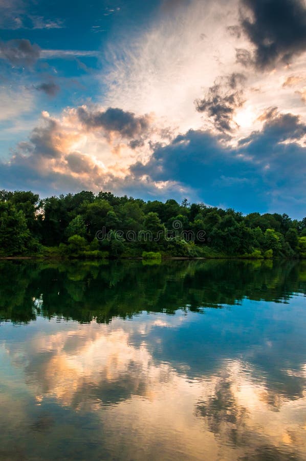 Reflections in Lake Marburg at Sunset, Codorus State Park, Pennsylvania ...