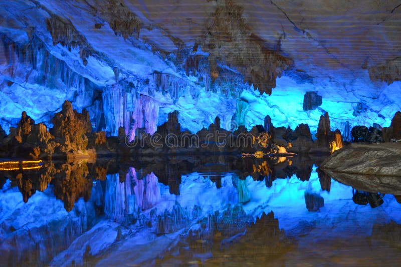 Reflections Stalactites Stalagmites Cave Blue Lighting Stock Photos ...