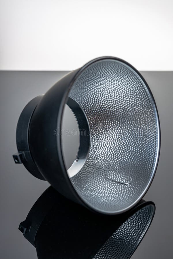 Reflector Reflector for Studio Flashes on a Black-white Background ...