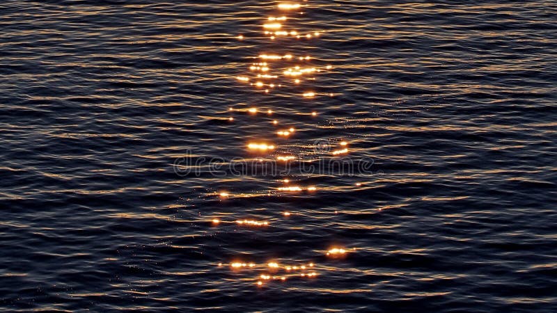 Reflejo De Luz De Sun En Agua Foto de archivo - Imagen de verano, agua ...