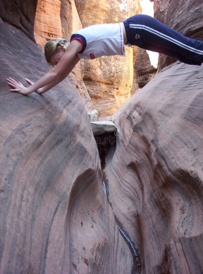 Refoulement d'une fente image stock. Image du courageux - 165961