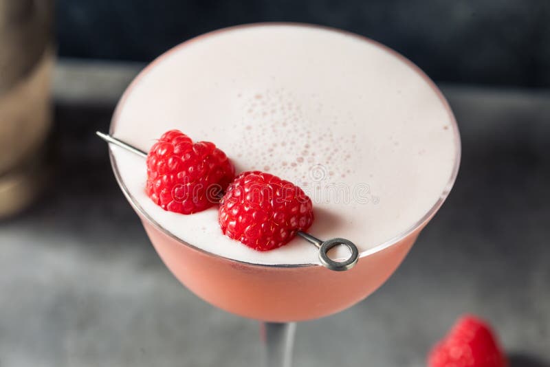 The Clover Club Cocktail is a Cocktail Consisting of Gin, Lemon Juice ...