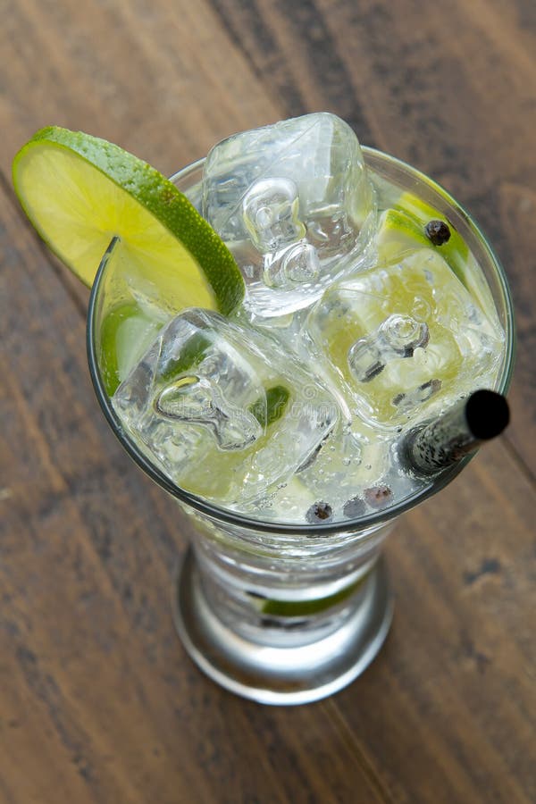 Glass of Gin and Tonic with Ice Lime Slice Stock Image - Image of ...