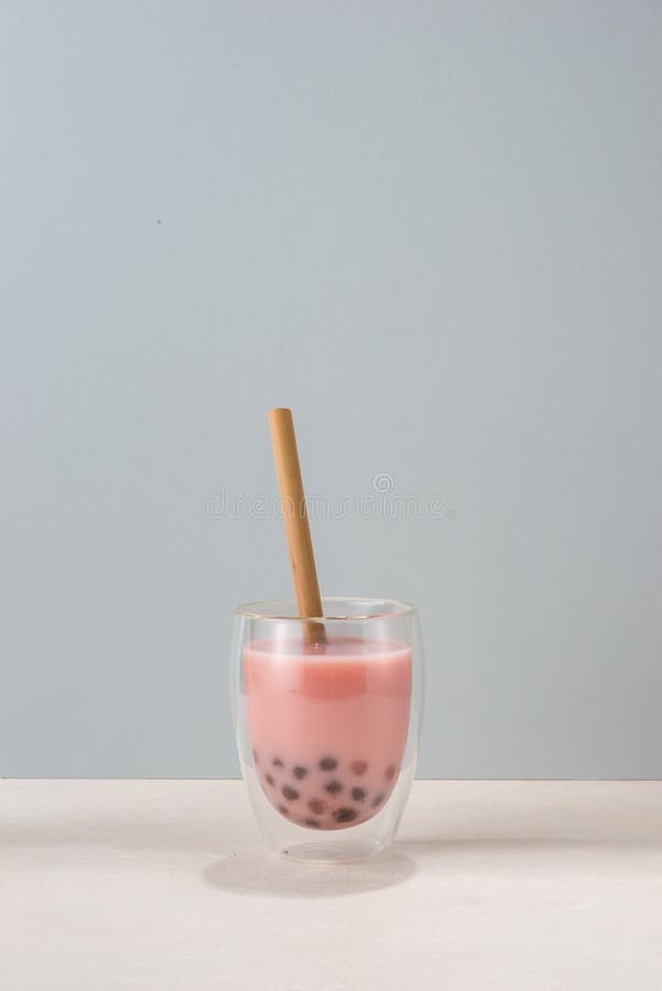Refreshing Homemade Iced Milky Bubble Tea with Tapioca Pearls ...